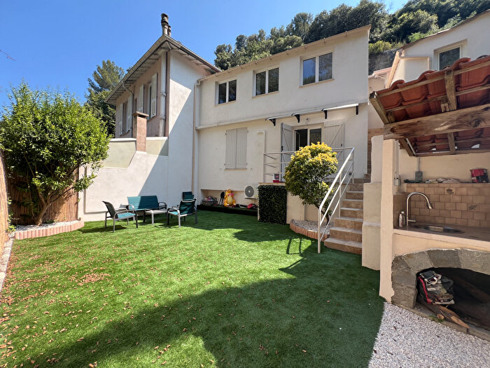 Maisons à vendre et appartements à louer - 1