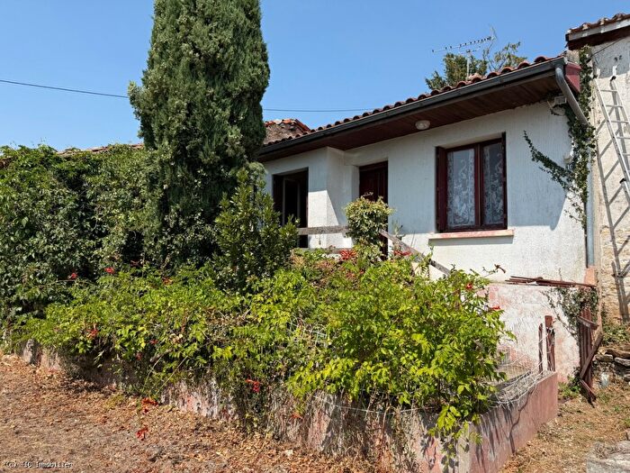 Bayers - Maison 4 pièces à vendre