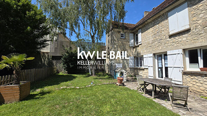 Maison à vendre - Cormeilles-en-Vexin - 7 pièces - 4 chambres