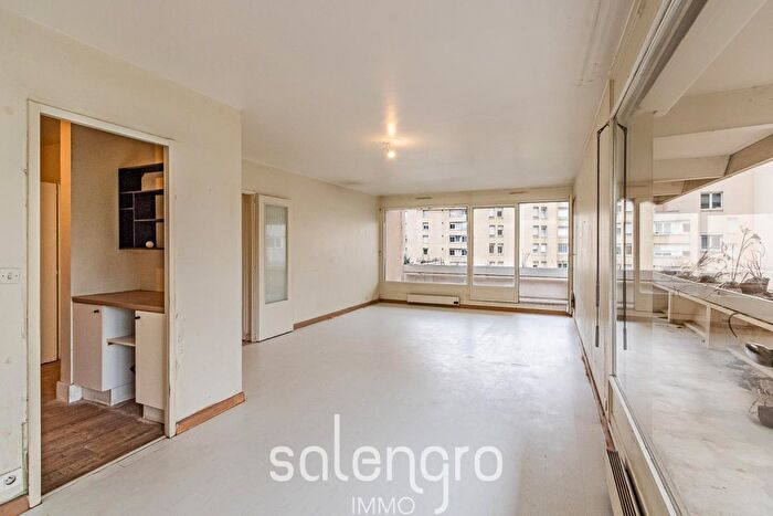 Villeurbanne, Tonkin Sud : Appartement 4 pièces à vendre