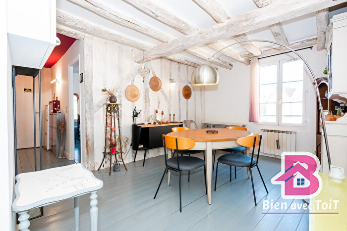 Appartement 3 pièces à Chartres, Centre-ville, à vendre
