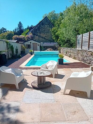 Lons-le-Saunier, Centre-ville - Maison 6 pièces à vendre