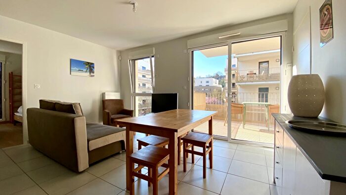 Appartement à louer - Lyon e  - 2 pièces - 1 chambre