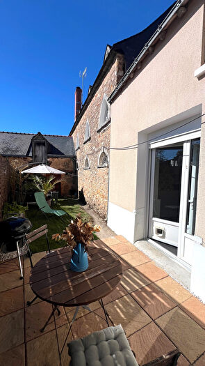 Saint-Martin-du-Bois - Maison 7 pièces à vendre