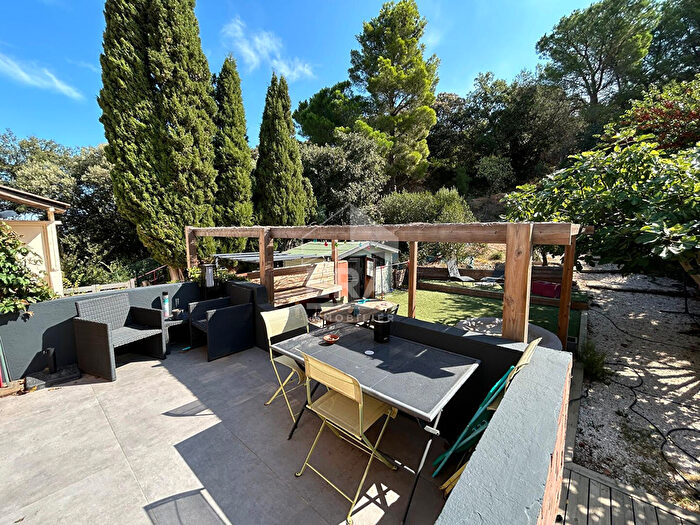 Maison à vendre - Montesquieu-des-Albères - 6 pièces - 4 chambres