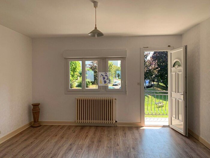 Bel Air-Grand Font-Madeleine, Angoulême : Appartement 1 pièce à louer