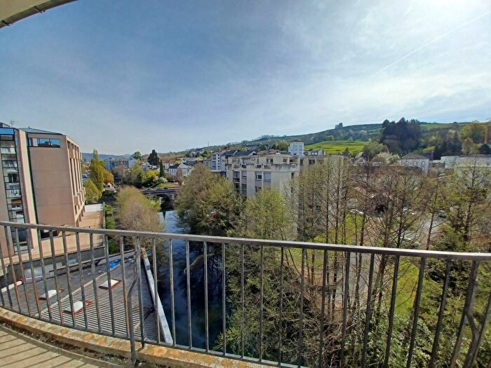 Appartement à louer - Aurillac - 5 pièces - 3 chambres