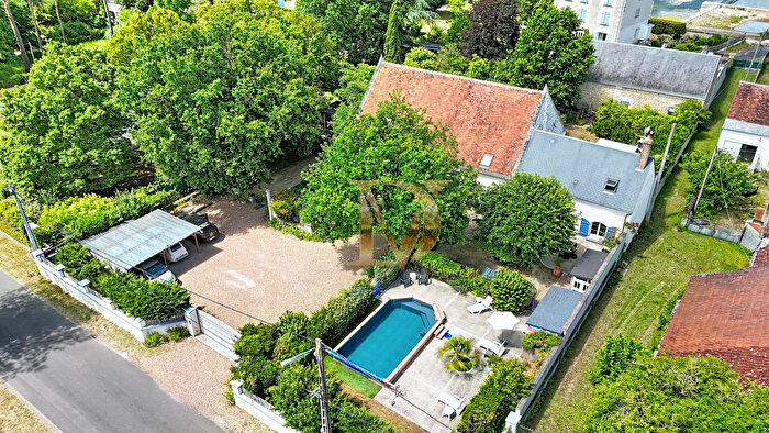 Maison 13 pièces à vendre à Saint-Georges-sur-Cher