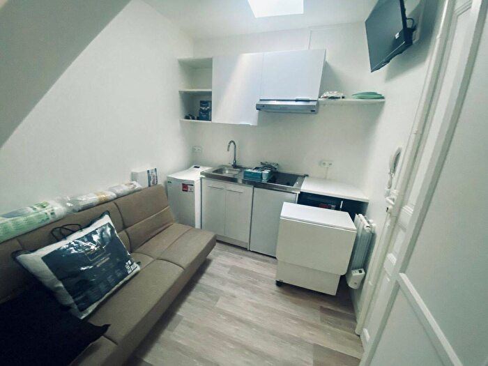 Appartement 1 pièce à Paris 17ème arrondissement, à louer