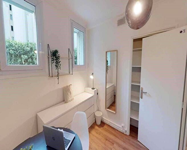Clichy-Batignolles, Paris 17ème arrondissement : Appartement 1 pièce à louer
