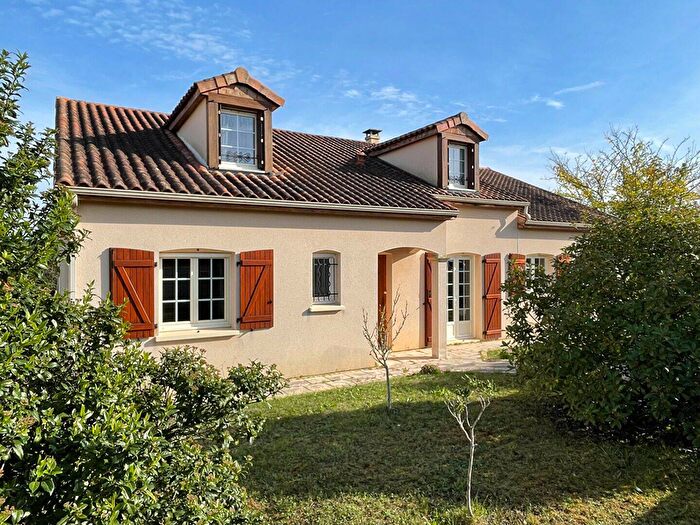 Maison 8 pièces à Nouaillé-Maupertuis, à louer