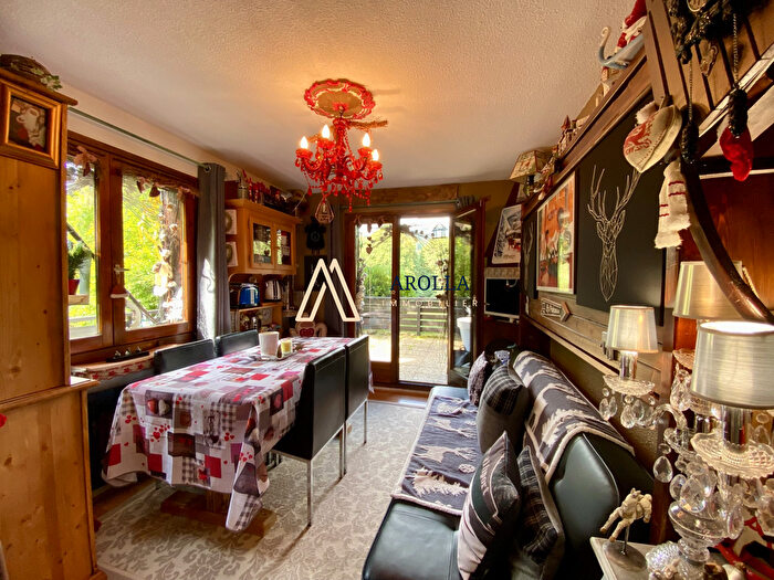 Appartement à vendre - Demi-Quartier - 1 pièce