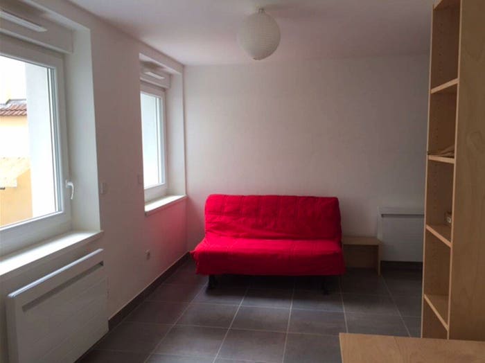 Poincare Est, Strasbourg : Appartement 1 pièce à louer