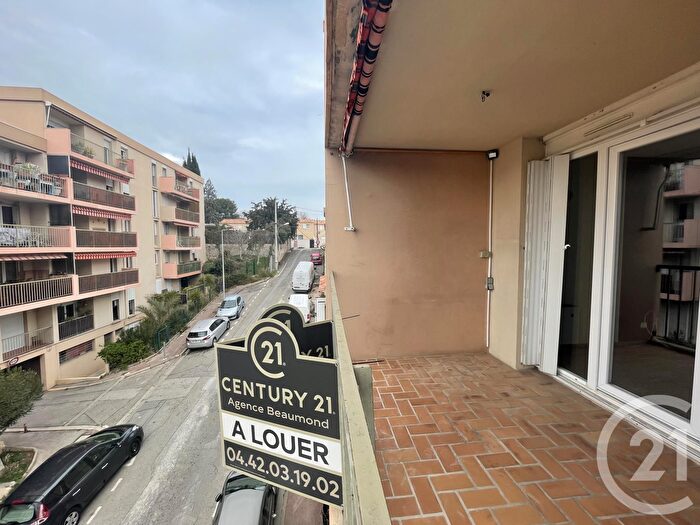 Appartement 4 pièces à louer - Aubagne, Passons, Verdun