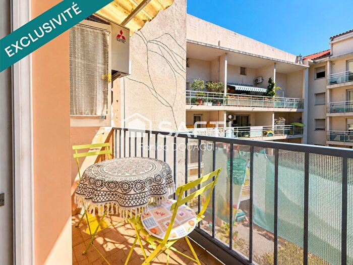 Appartement 2 pièces à Marseille 1er, Opéra, à vendre