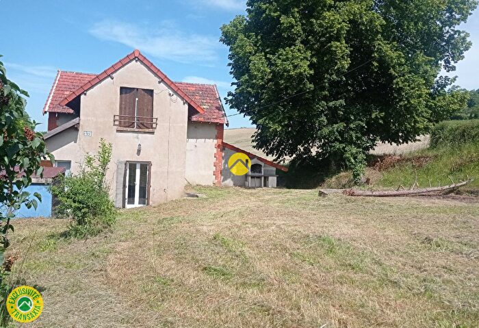 Bellenaves : Maison 8 pièces à vendre