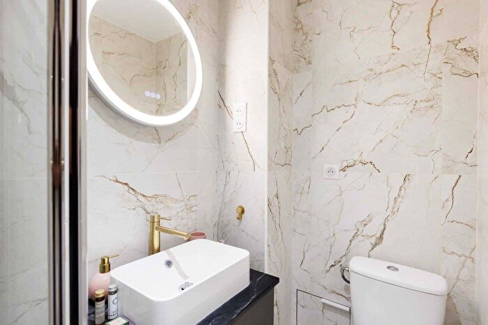 La Plaine des Sablons, Neuilly-sur-Seine - Appartement 1 pièce à louer