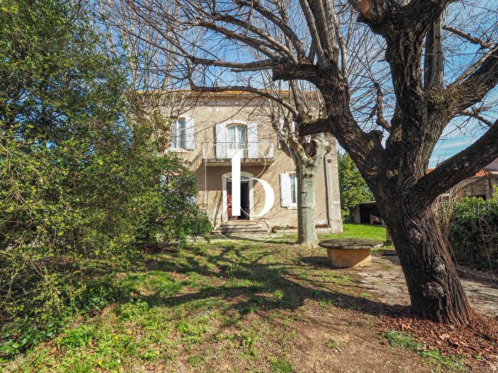 Maison 8 pièces à Uzès, à vendre