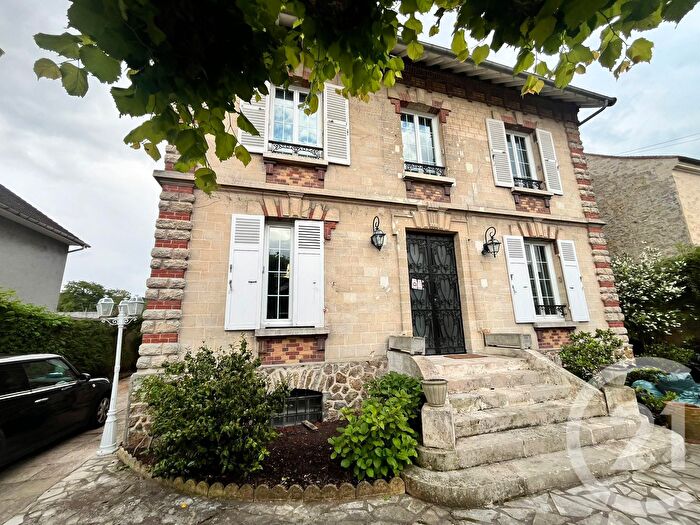 Maison à vendre - Beaumont-sur-Oise - 8 pièces - 5 chambres