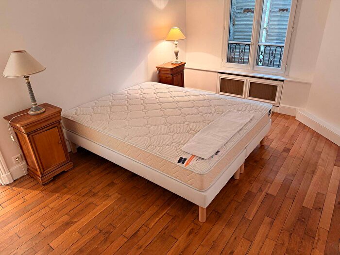 Appartement 4 pièces à louer à Montmartre, Paris 18ème arrondissement
