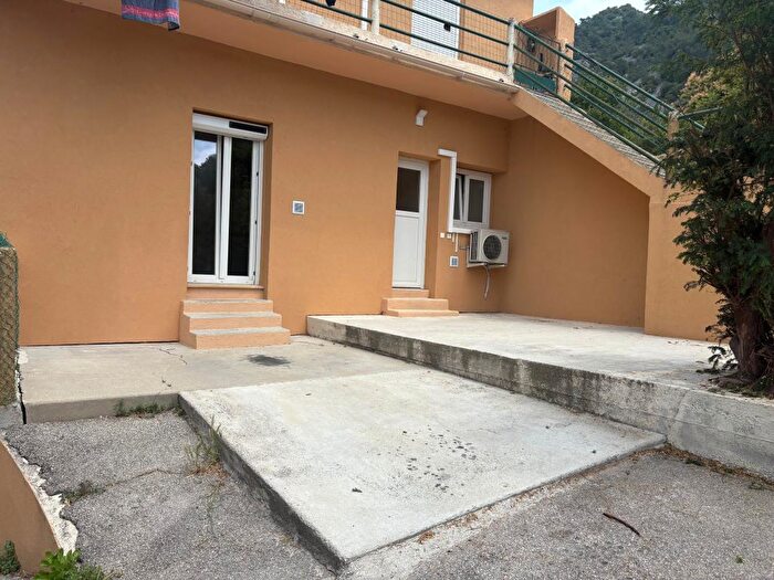 Peillon : Appartement 3 pièces à louer