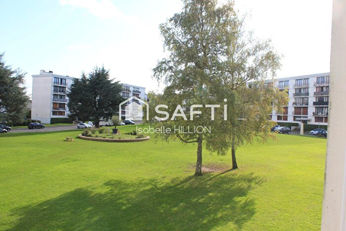 Beauvais, Saint-Jean : Appartement 4 pièces à vendre