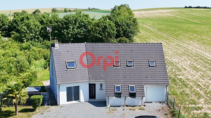 Maison 5 pièces à Cléry-sur-Somme, à vendre