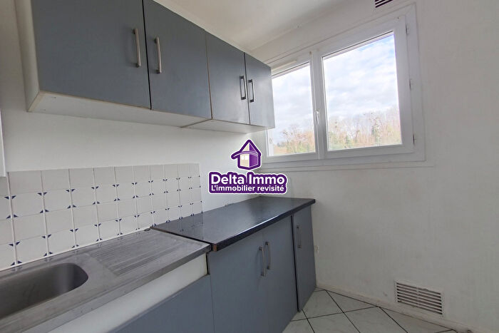 Appartement à vendre - Évreux, Navarre - 3 pièces - 2 chambres