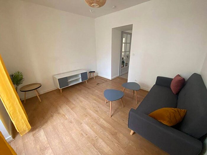 Appartement à louer - Trois Quartiers-Centre Ville, Poitiers - 2 pièces - 1 chambre