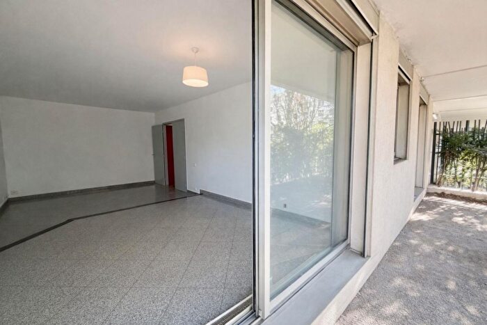 Appartement à vendre - Issy-les-Moulineaux, Centre-ville, Corentin Celton, Les Varennes - 2 pièces - 1 chambre