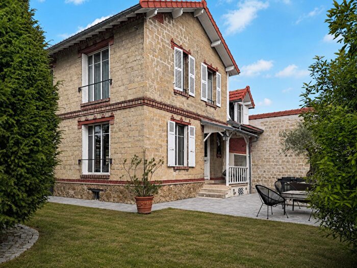 Maison 6 pièces à vendre à Croissy-sur-Seine
