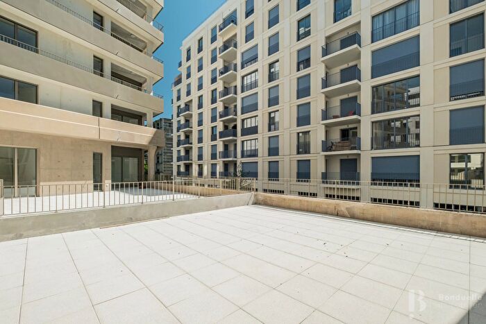 Appartement à louer - Bordeaux, Gare Saint-Jean - 3 pièces - 2 chambres