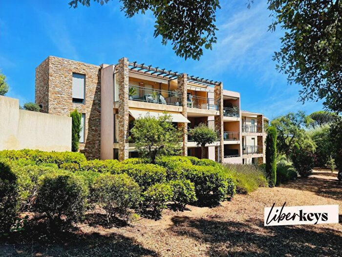 Appartement à vendre - Saint-Raphaël, Valescure, Vaulongue - 3 pièces - 2 chambres