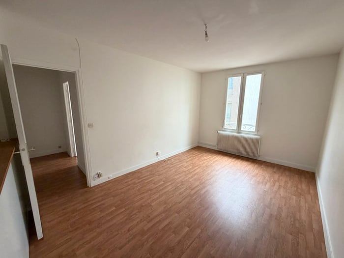 Appartement 2 pièces à Poissy, Centre-ville, à louer