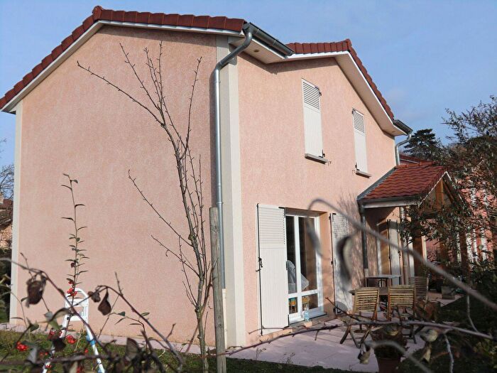 Maison 4 pièces à Centre, Décines-Charpieu, à louer