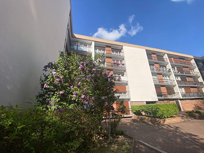 Appartement à vendre - Boussy-Saint-Antoine - 3 pièces - 2 chambres