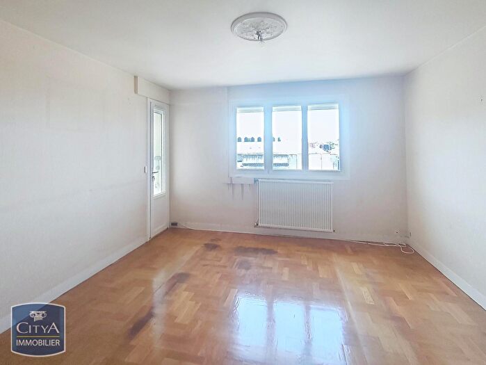 Appartement à vendre - Guéret, Centre-ville, La Rodde, Champegaud - 3 pièces - 2 chambres