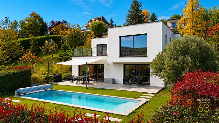 Clermont-Ferrand, Les Landais, Fontaine du Bac, La Pardieu - Maison 6 pièces à vendre