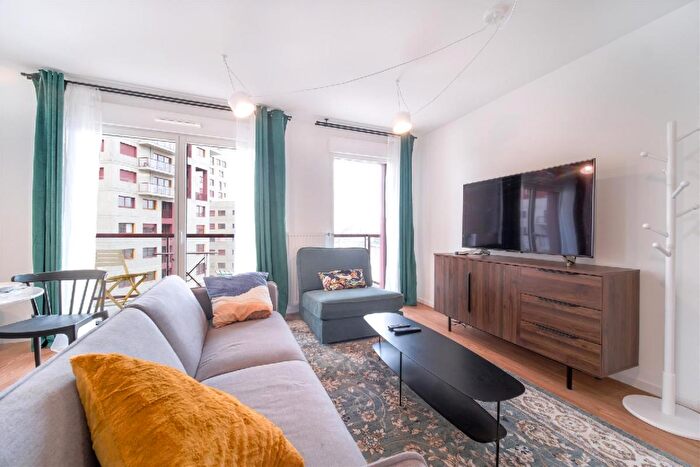 Appartement à louer - Ivry-sur-Seine - 2 pièces - 1 chambre