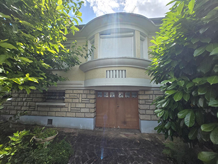 Boissy-Saint-Léger, Savreau, Gare : Maison 5 pièces à vendre