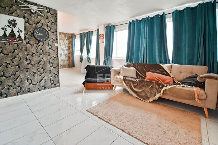 Appartement à vendre - Villeurbanne, République, Tolstoi - 3 pièces - 2 chambres