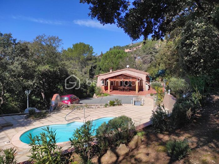 Maison 4 pièces à Taradeau, à vendre