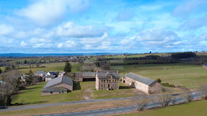 Maison à vendre - Quins - 10 pièces - 5 chambres
