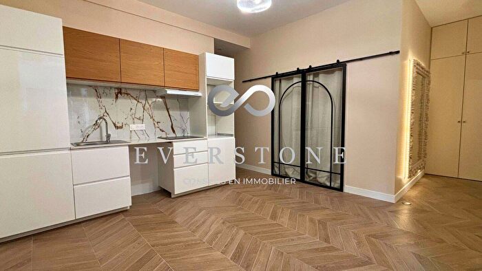 Appartement à louer - La Plaine des Sablons, Neuilly-sur-Seine - 3 pièces - 2 chambres
