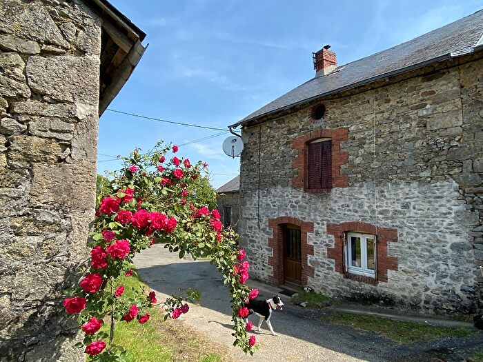Maison à vendre - Eymoutiers - 3 pièces - 2 chambres