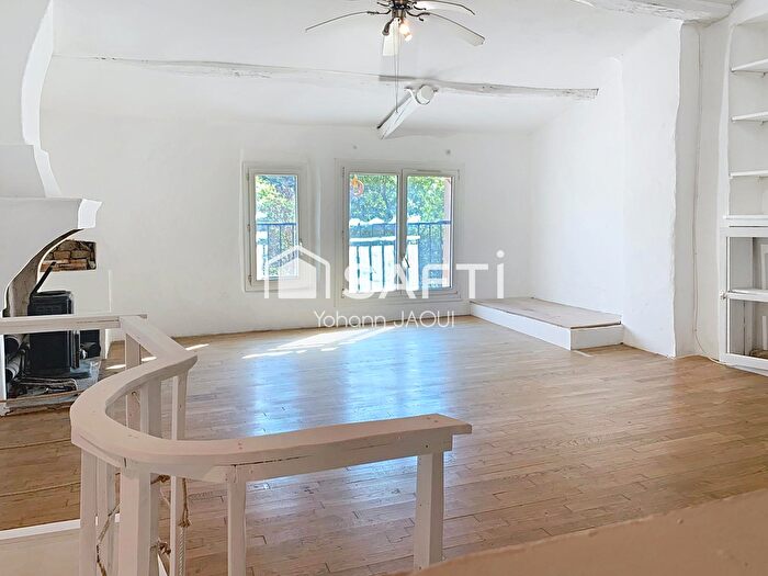 Maison à vendre - Entrecasteaux - 6 pièces - 3 chambres