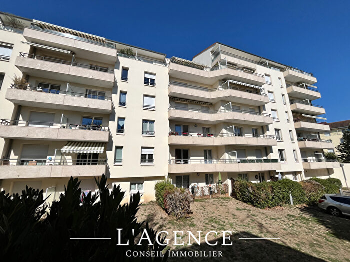 Appartement 3 pièces à vendre à Limoges, Centre-ville, Hôtel de Ville, Emailleurs