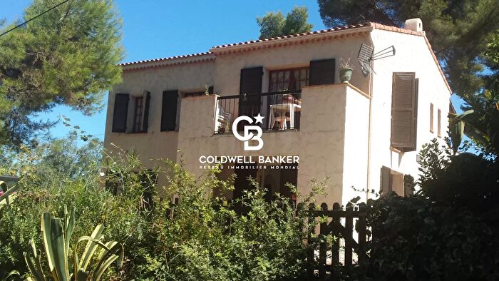 Maison à vendre - Saint-Paul-de-Vence - 5 pièces - 4 chambres