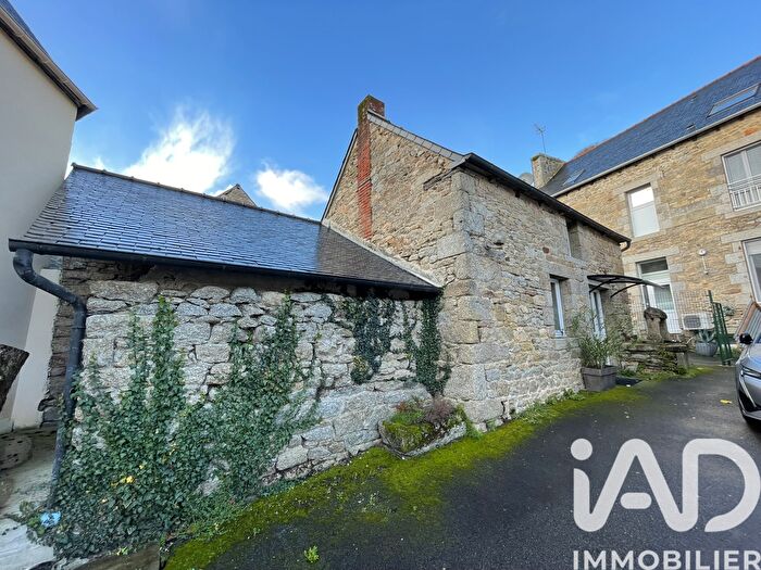 Maison à vendre - Saint-Nicolas-du-Pélem - 17 pièces