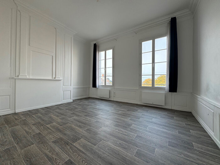 Appartement à louer - Limoges, Centre-ville, Hôtel de Ville, Emailleurs - 1 pièce